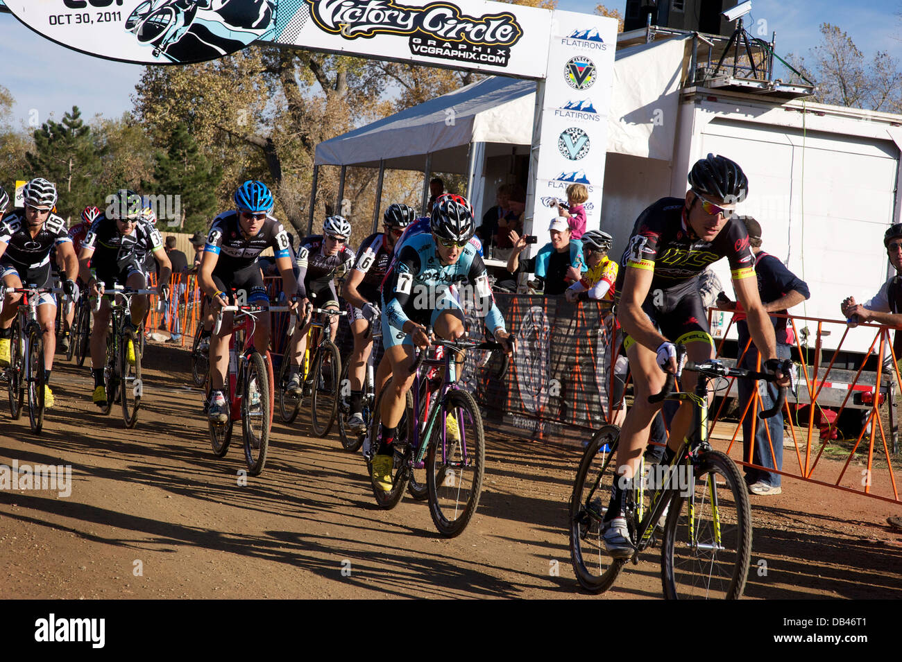 Cyclo cross hi-res stock photography and images - Alamy