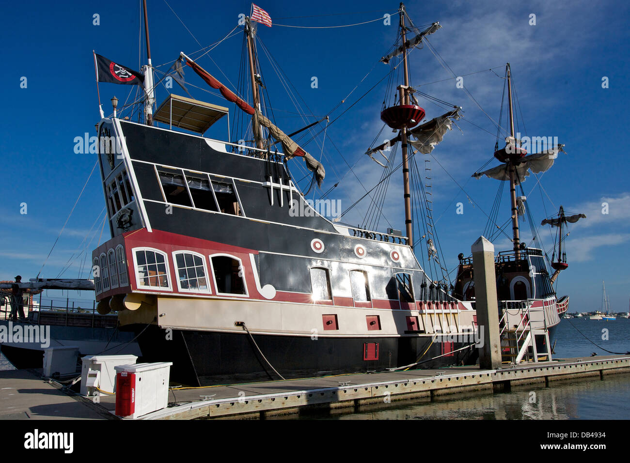 St augustine pirate ship hi-res stock photography and images - Alamy