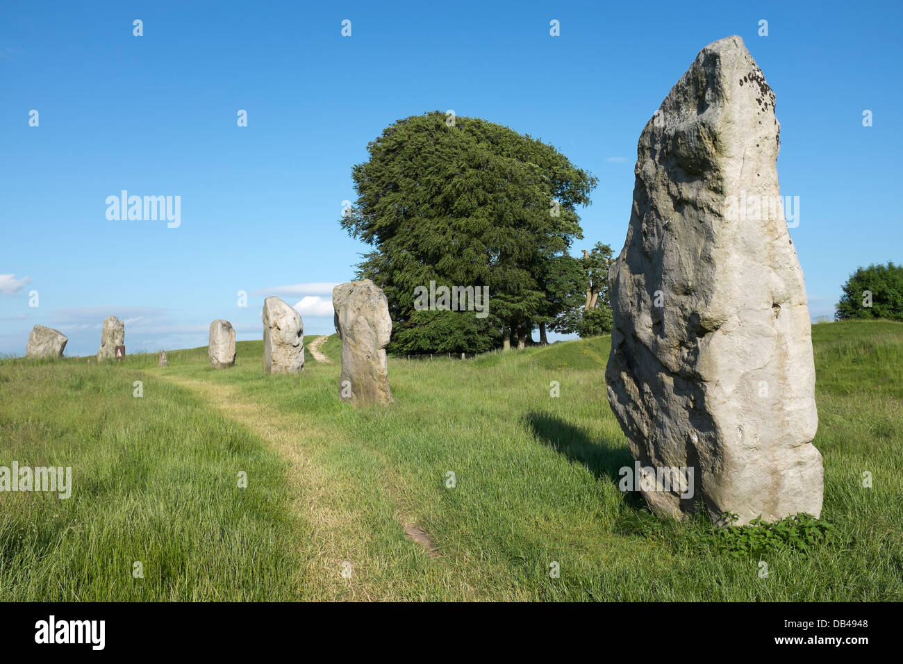 Circle and standing stones hi-res stock photography and images - Alamy