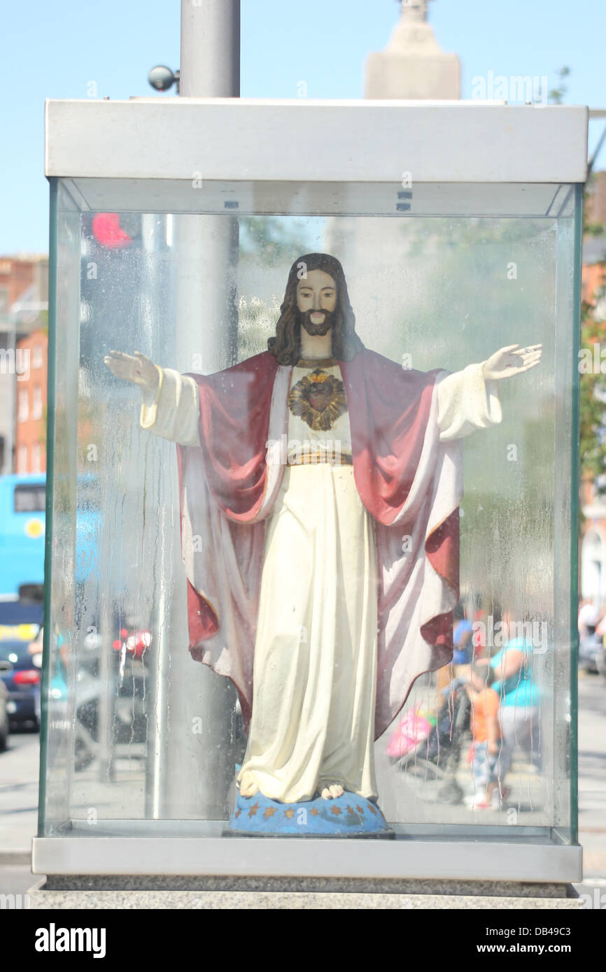 The statue of Jesus on O'Connell Street during the Pro-Life march in ...