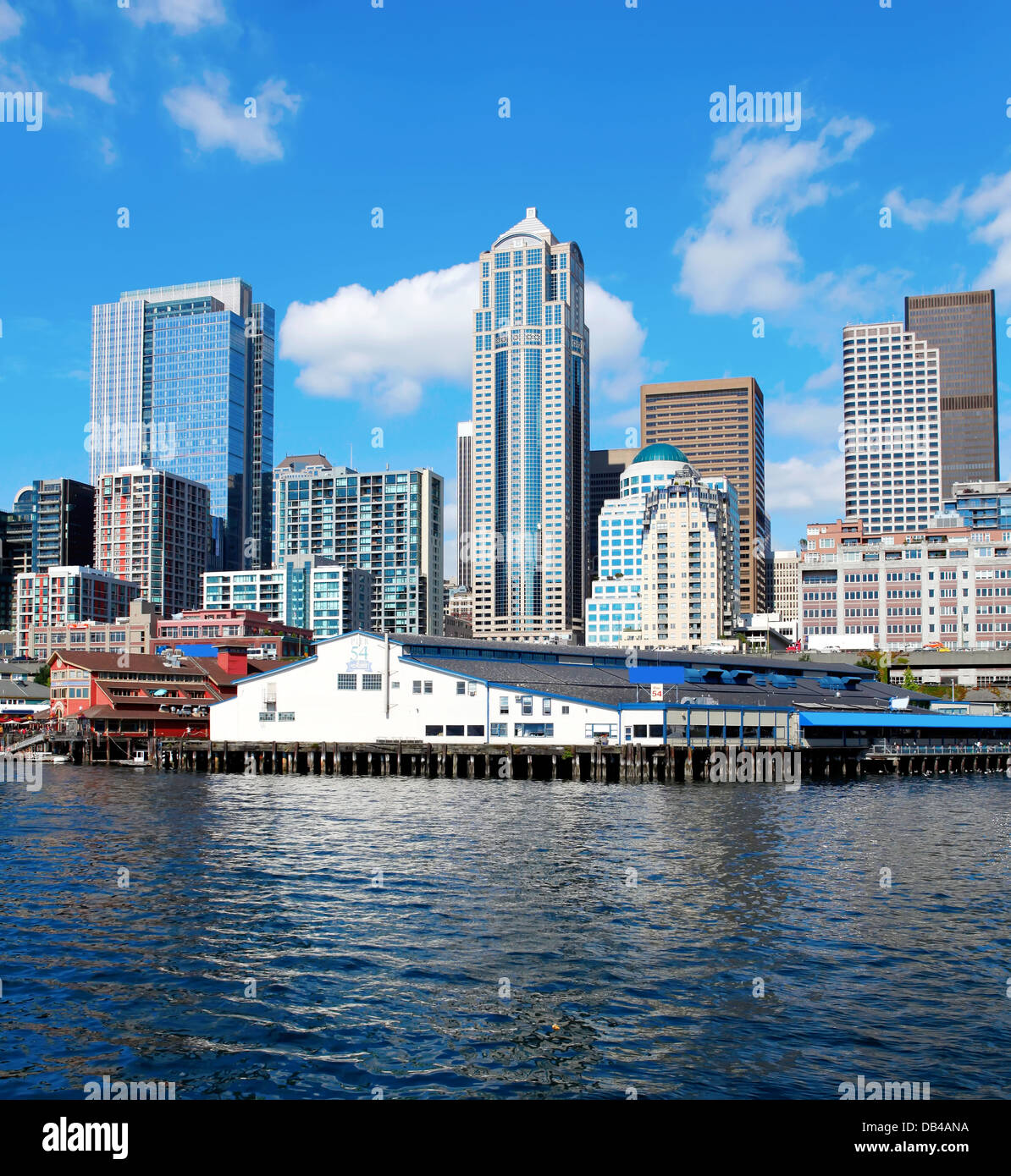 Pier 54 hi-res stock photography and images - Alamy