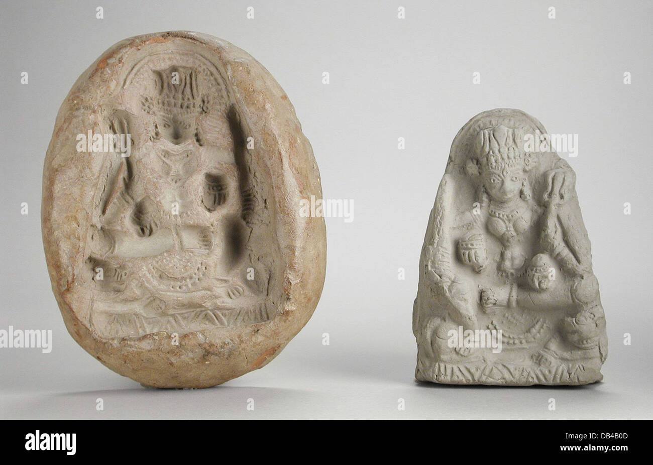 Mold for image of the goddess durga hi-res stock photography and images ...