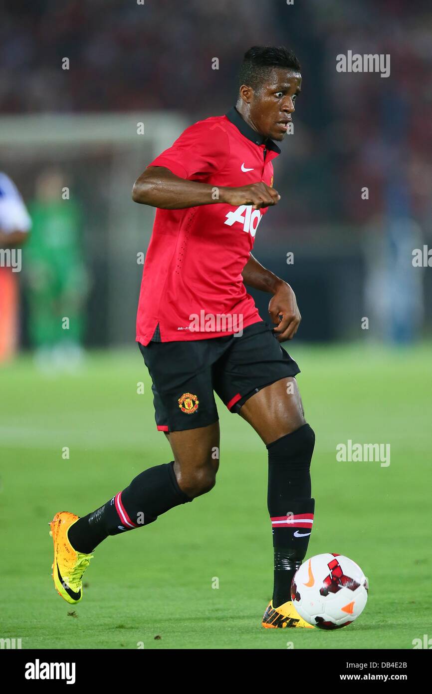 Football wilfred zaha hi-res stock photography and images - Alamy