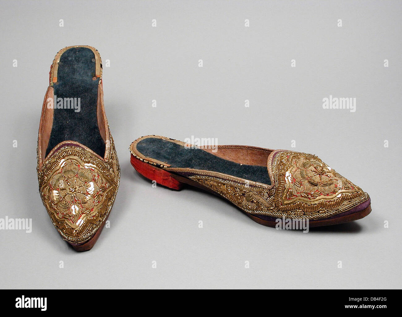 This pair of men's slippers is an example of ancient Egyptian footwear ...
