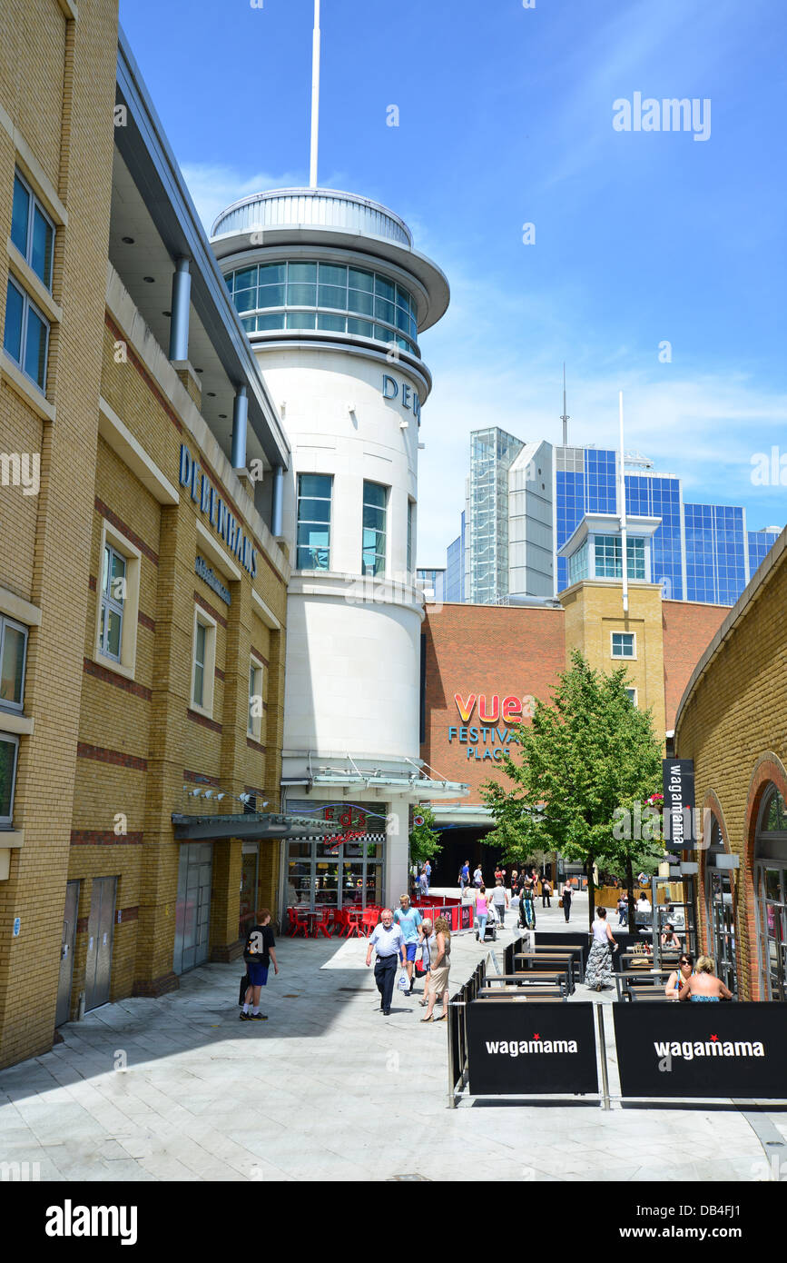 Basingstoke historical town centre hi-res stock photography and images ...