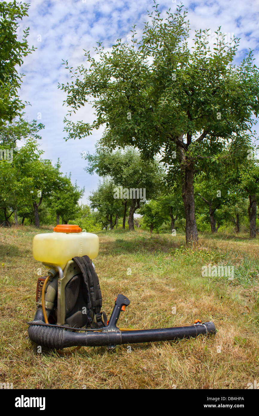 Orchard sprayer hi-res stock photography and images - Alamy