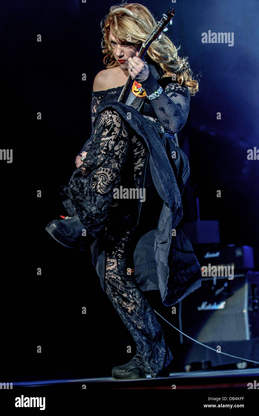 Nancy wilson heart hi-res stock photography and images - Alamy