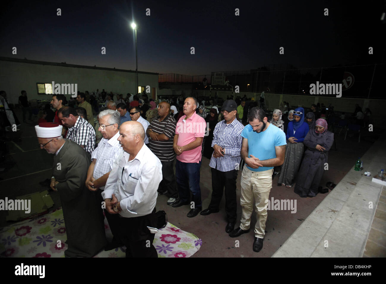 Ramadan iftar jerusalem hi-res stock photography and images - Alamy