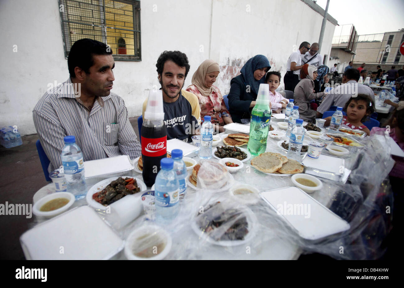 Ramadan iftar jerusalem hi-res stock photography and images - Alamy