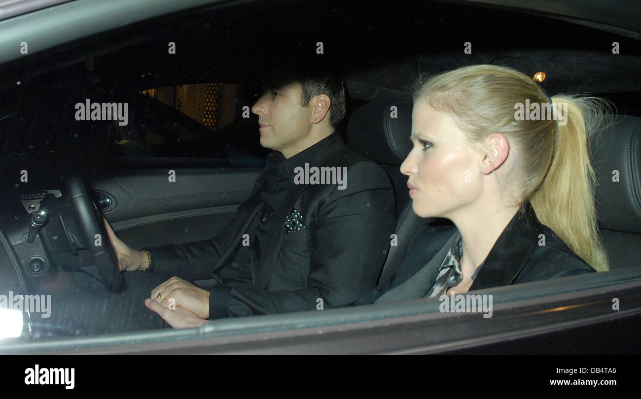 David Walliams and Lara Stone, driving around in Mayfair London ...