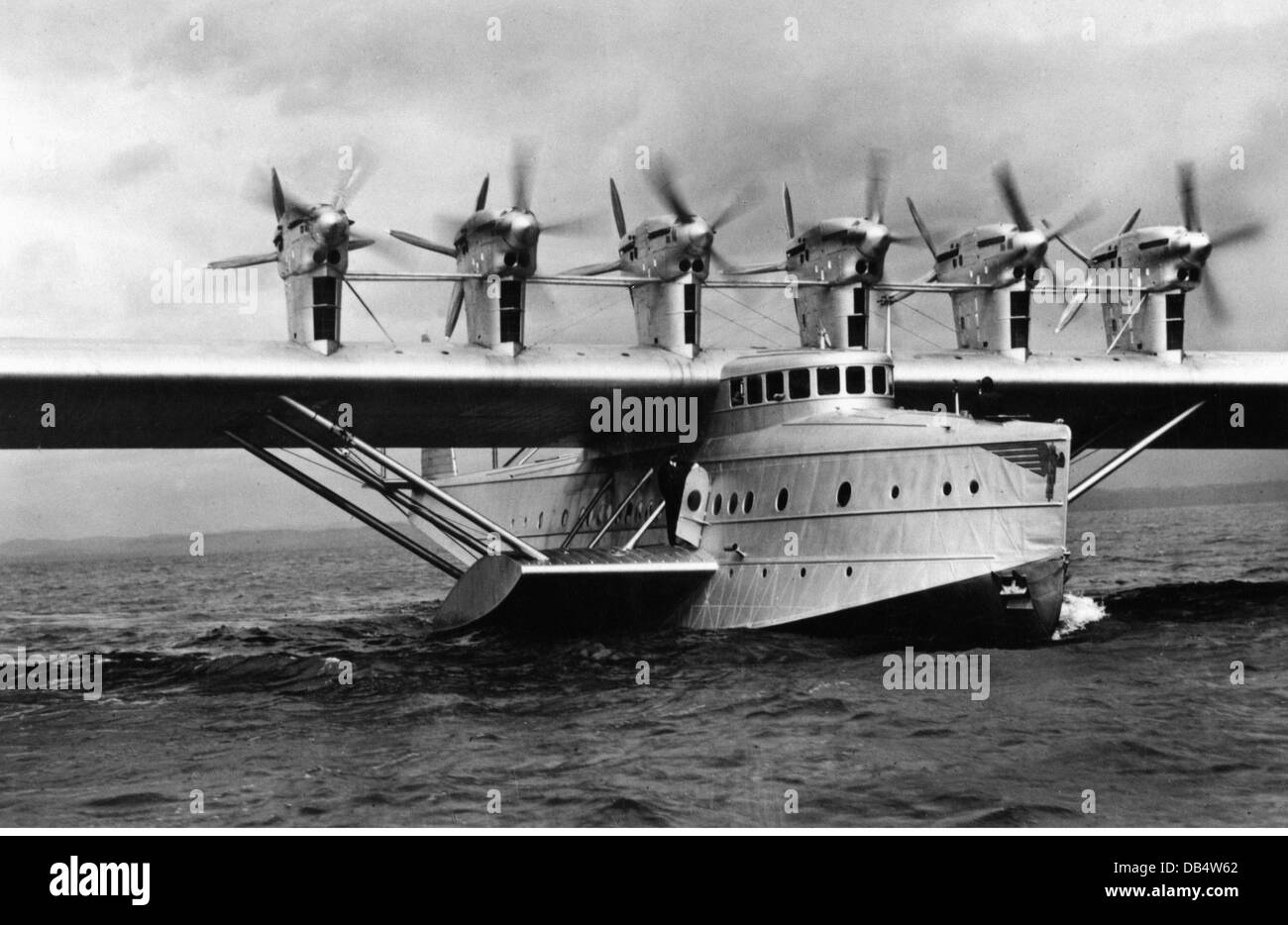 Hydroplane 1930s hi-res stock photography and images - Alamy