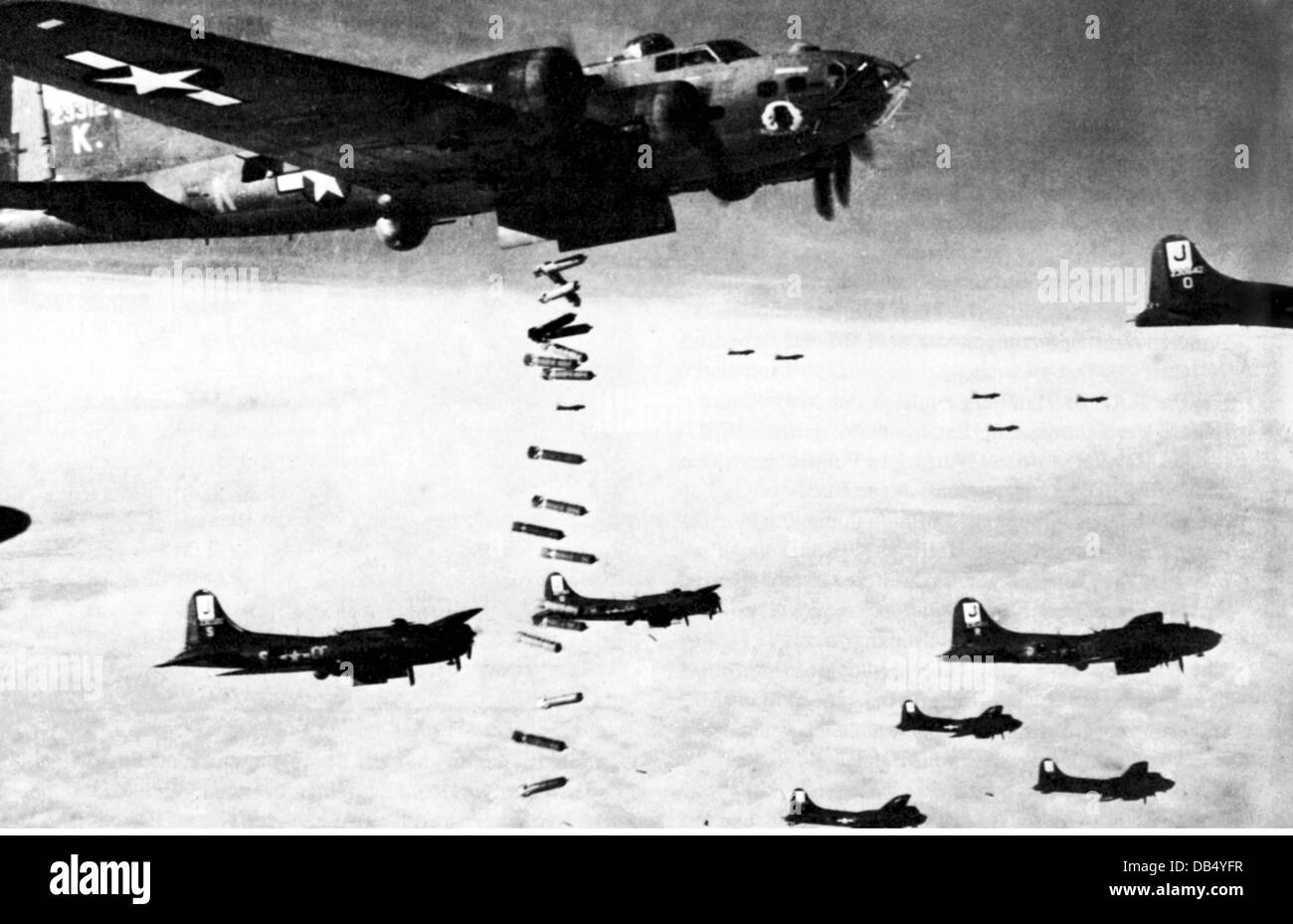 events, Second World War/WWII, aerial warfare, US bombers Boeing B-17 ...