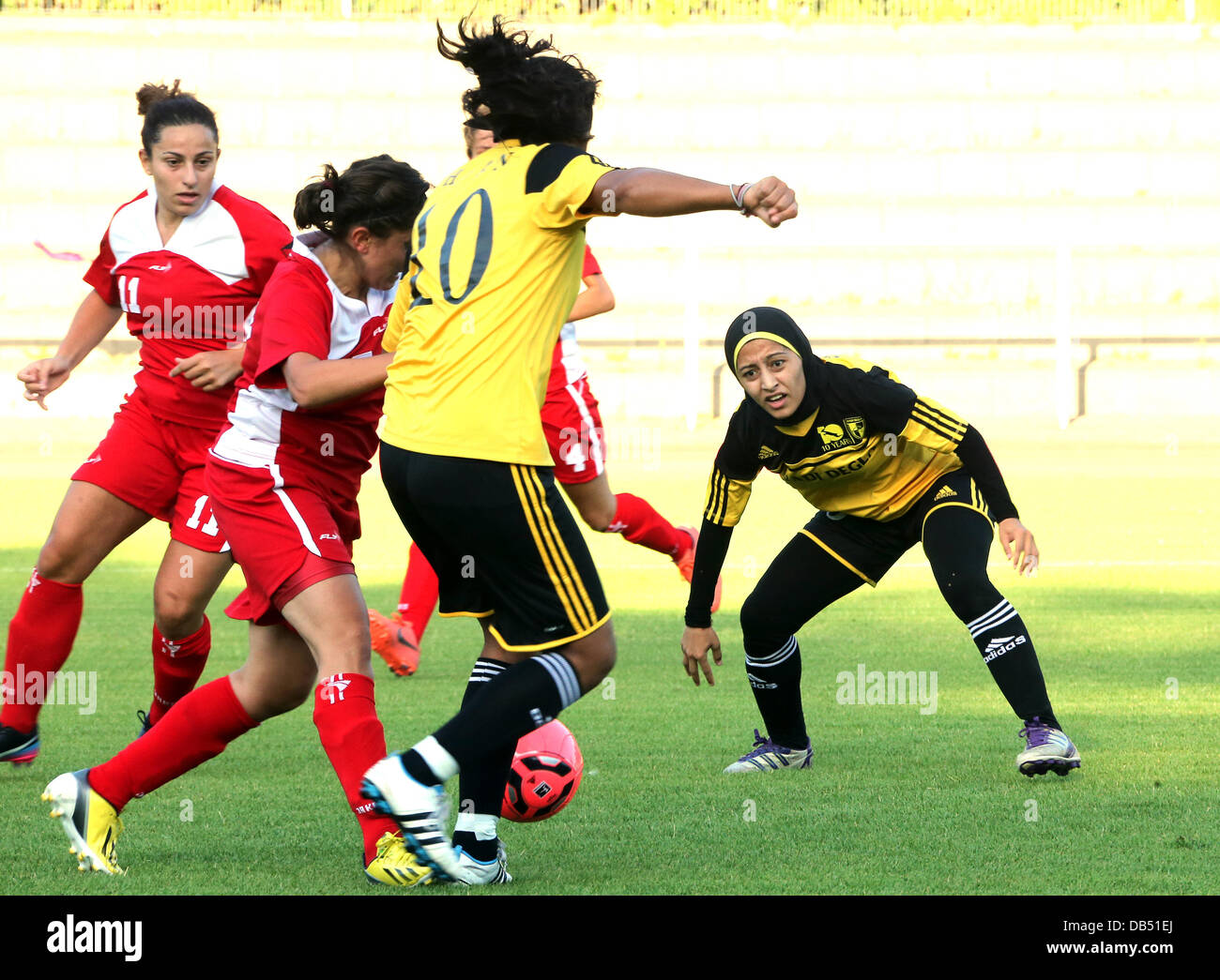 Egyptian football soccer player hi-res stock photography and images - Alamy