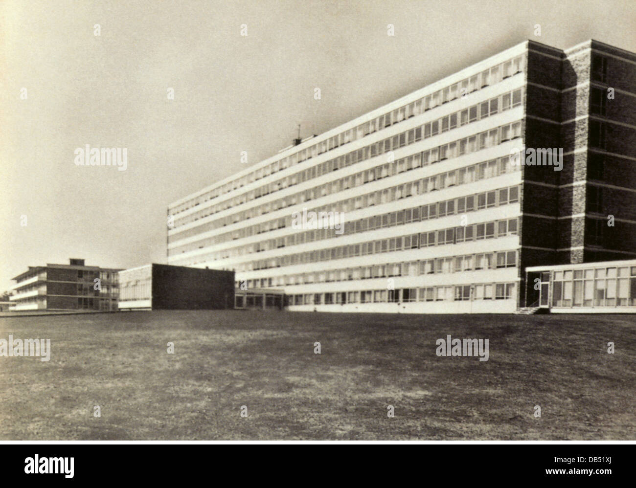 Ddr hospital hi-res stock photography and images - Alamy