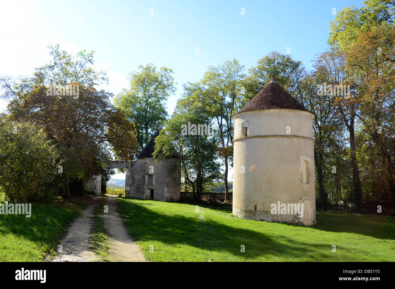 Rural french villages hi-res stock photography and images - Alamy