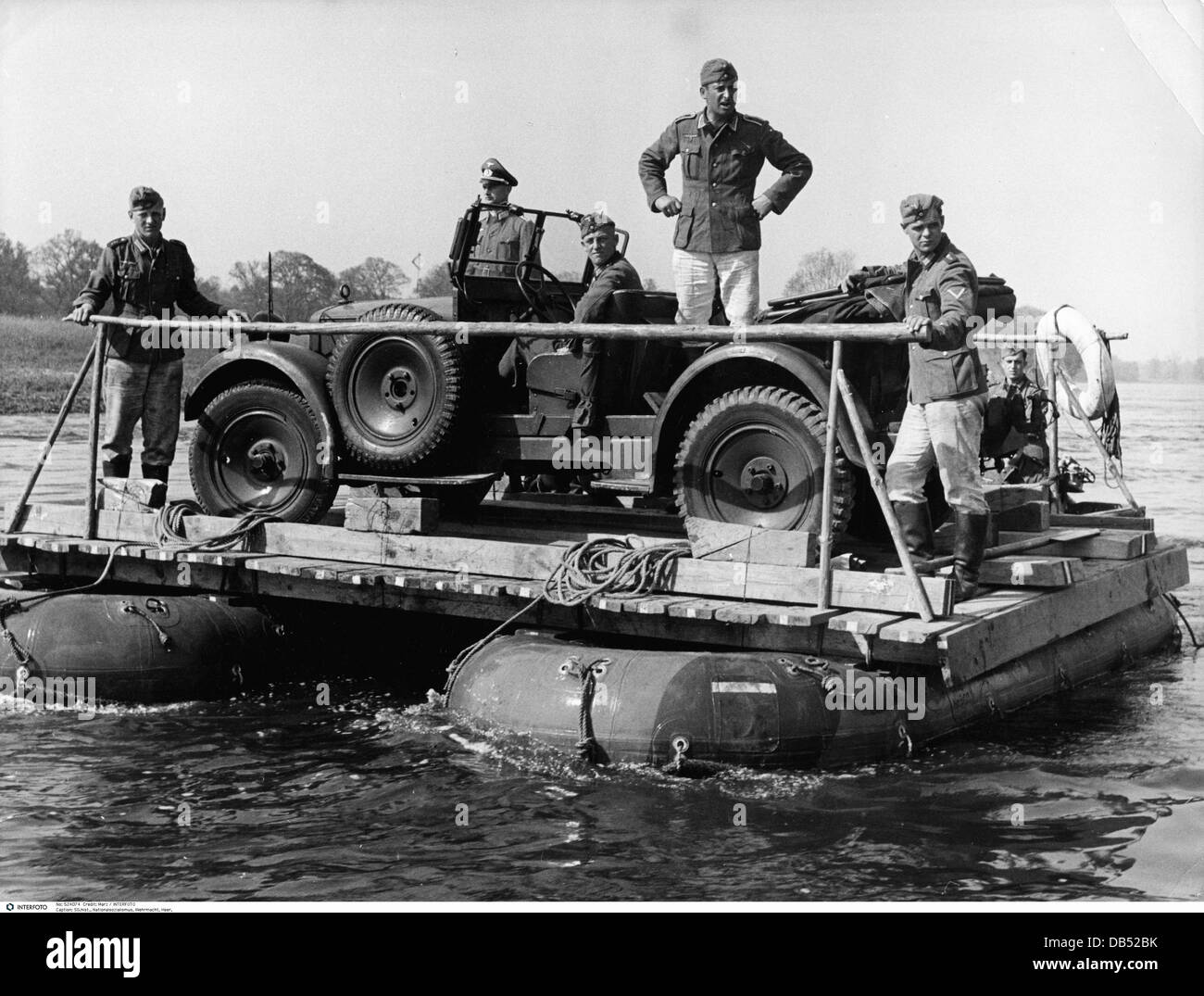 1940s car ferry hi-res stock photography and images - Alamy