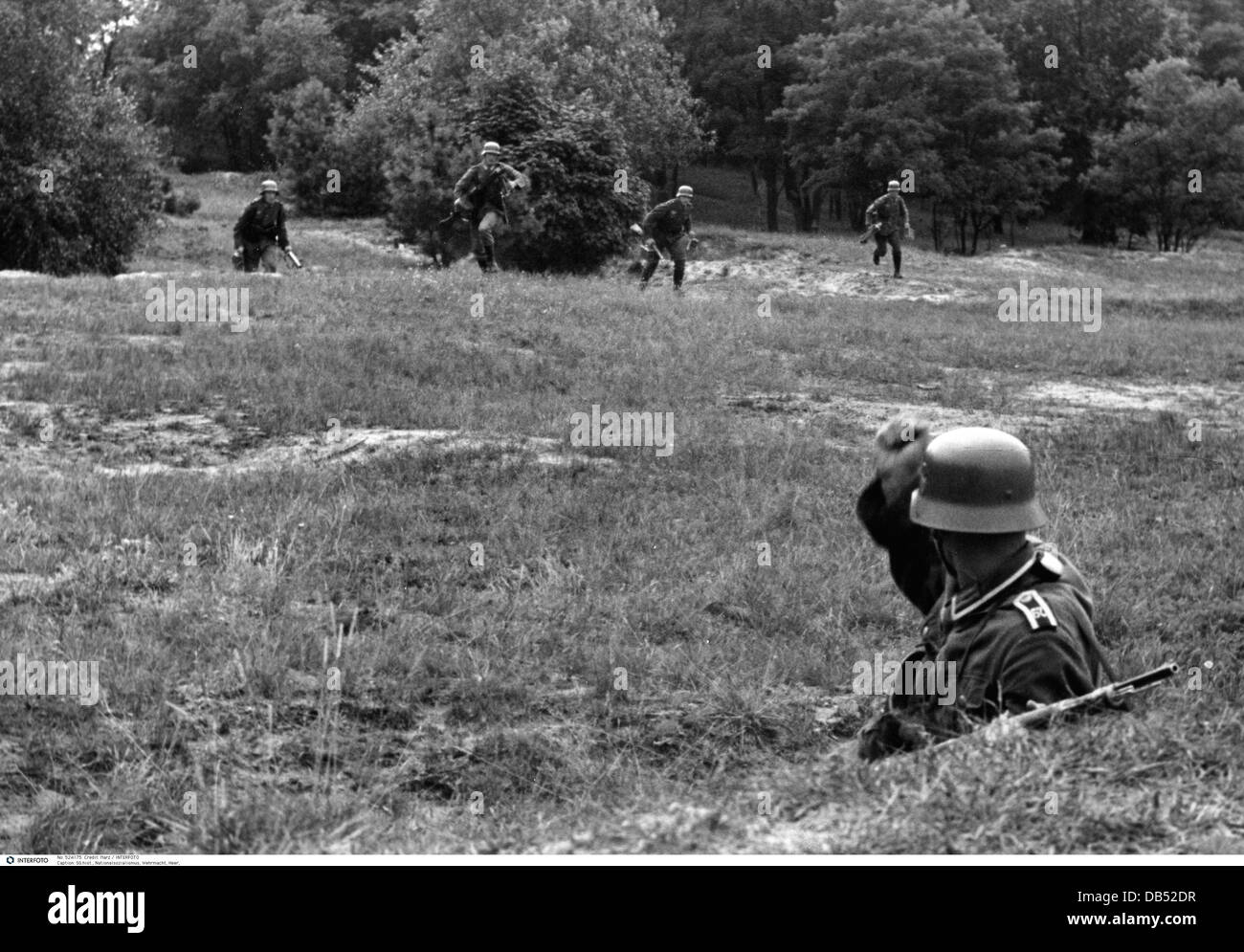 Army nco training hi-res stock photography and images - Alamy