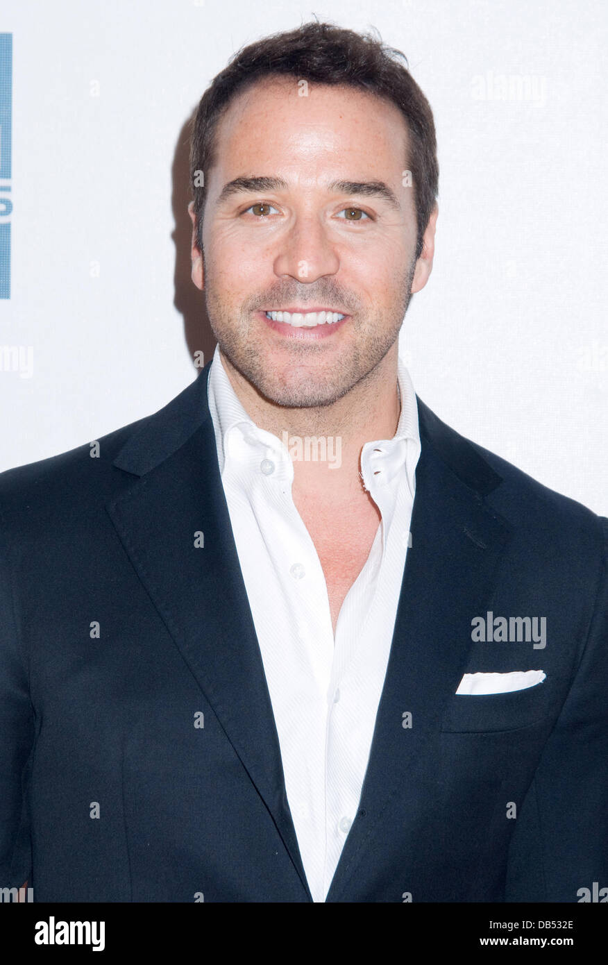 Jeremy Piven 2011 Tribeca Film Festival - Angels Crest - Arrivals New ...