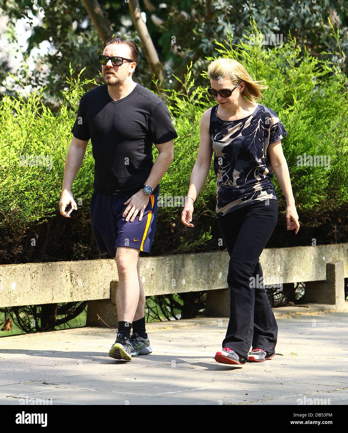 Ricky gervais girlfriend jane fallon hi-res stock photography and ...