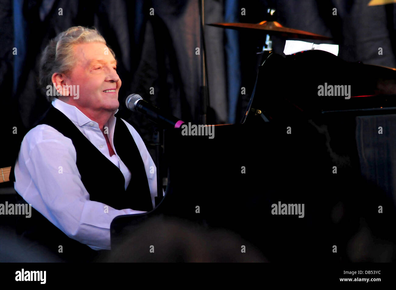 Jerry Lee Lewis Jerry Lee Lewis performing at Viva Las Vegas 14 Car ...