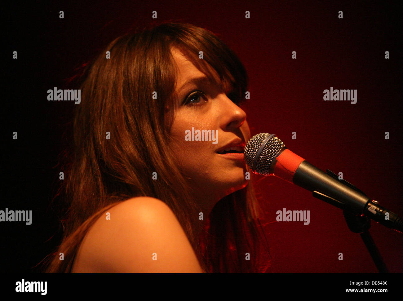 Laura Jansen performing live in Paard van Troje, Den Haag Holland, The ...