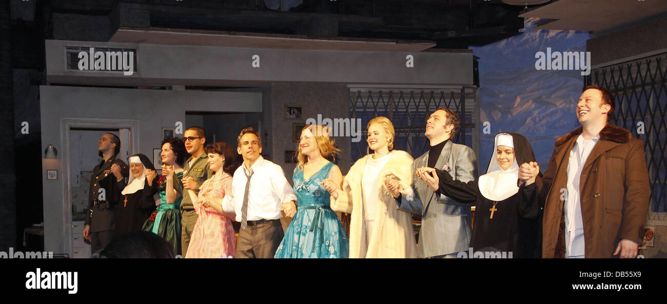 Jimmy Davis, Mary Beth Hurt, Halley Feiffer, Christopher Abbott ...