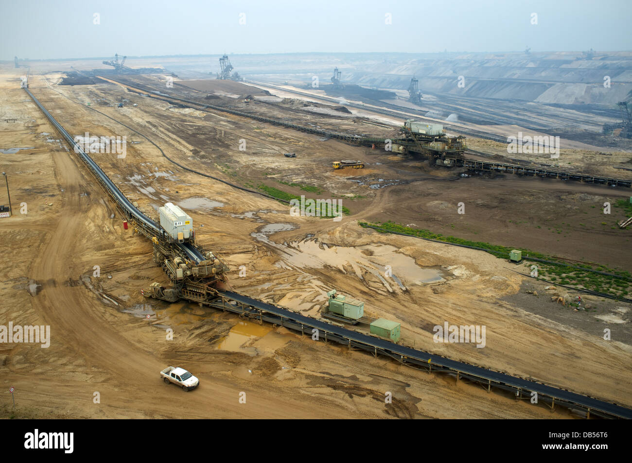 Large scale mine hi-res stock photography and images - Alamy