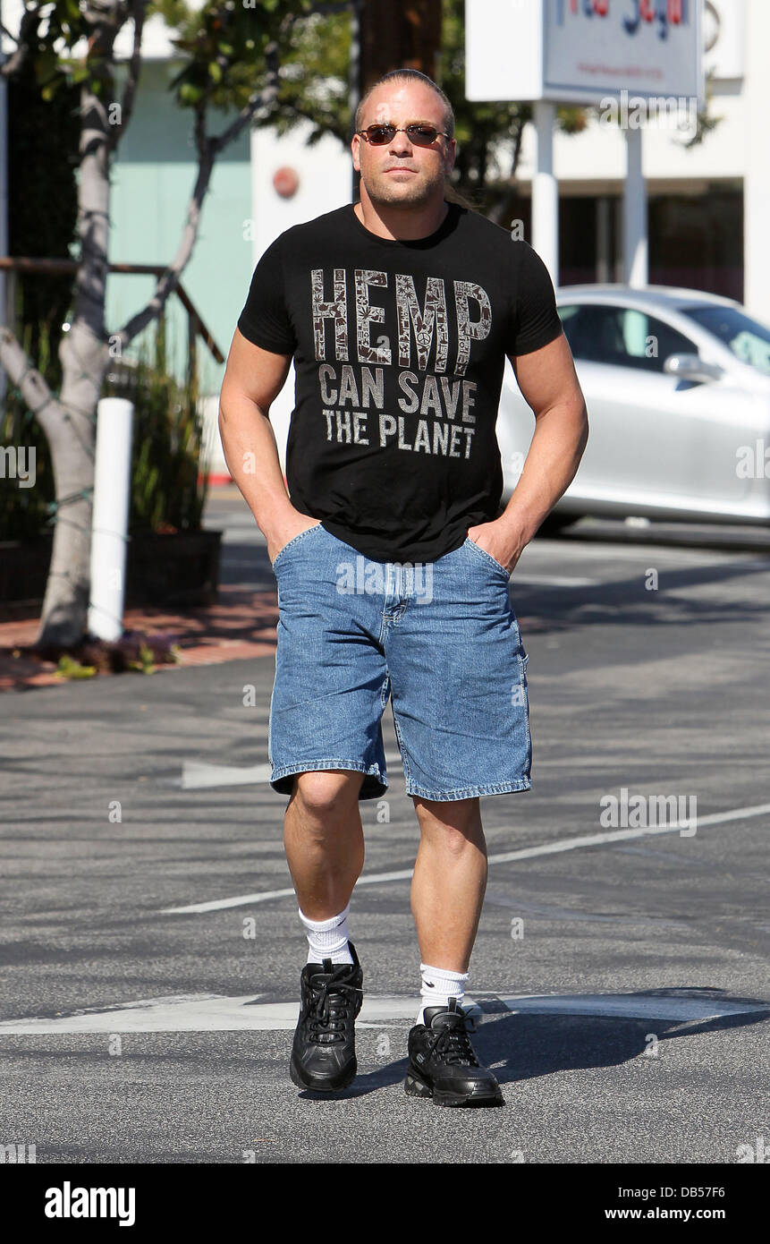 Rob Van Dam Pictures