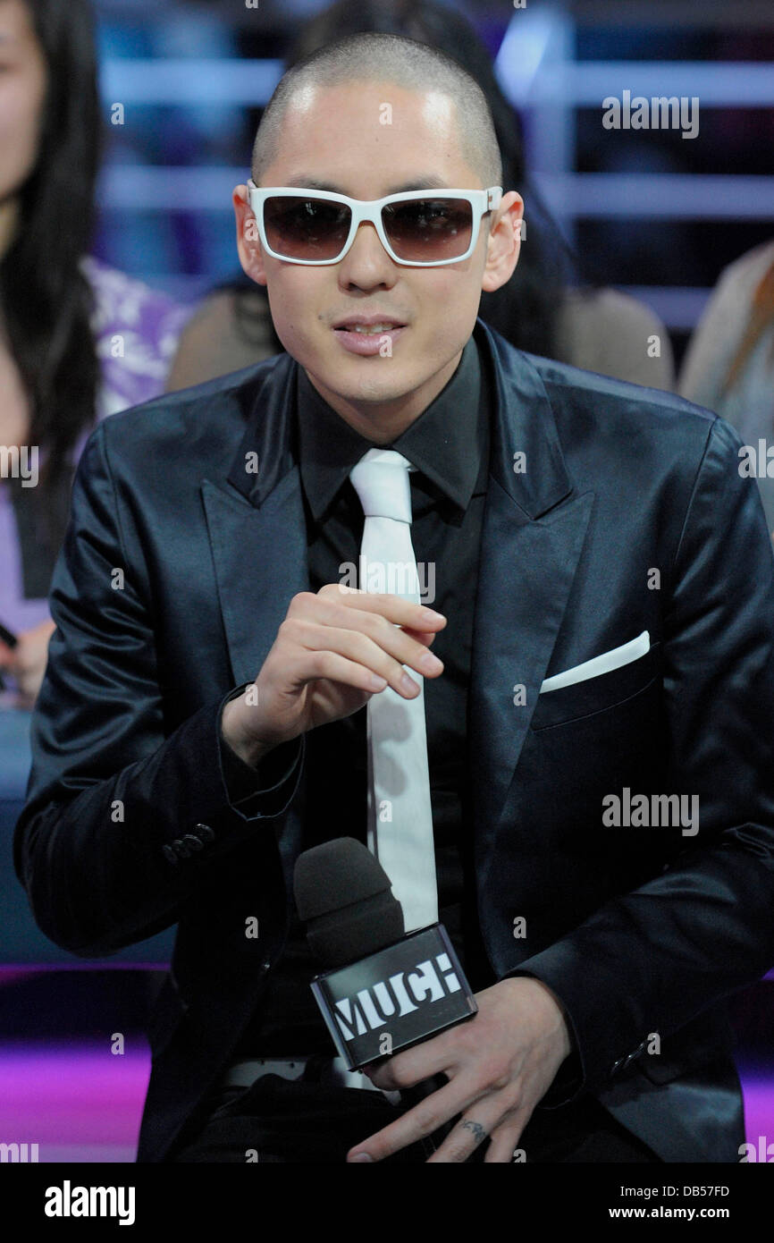 Kev nish far east movement hi-res stock photography and images - Alamy