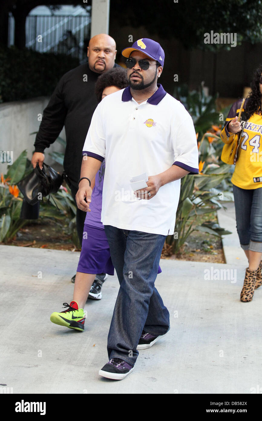Ice Cube arrives for Game 5 of the 2011 NBA Playoffs between the LA ...