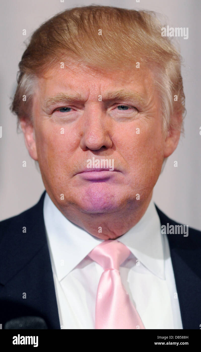Donald trump apprentice tv hi-res stock photography and images - Alamy
