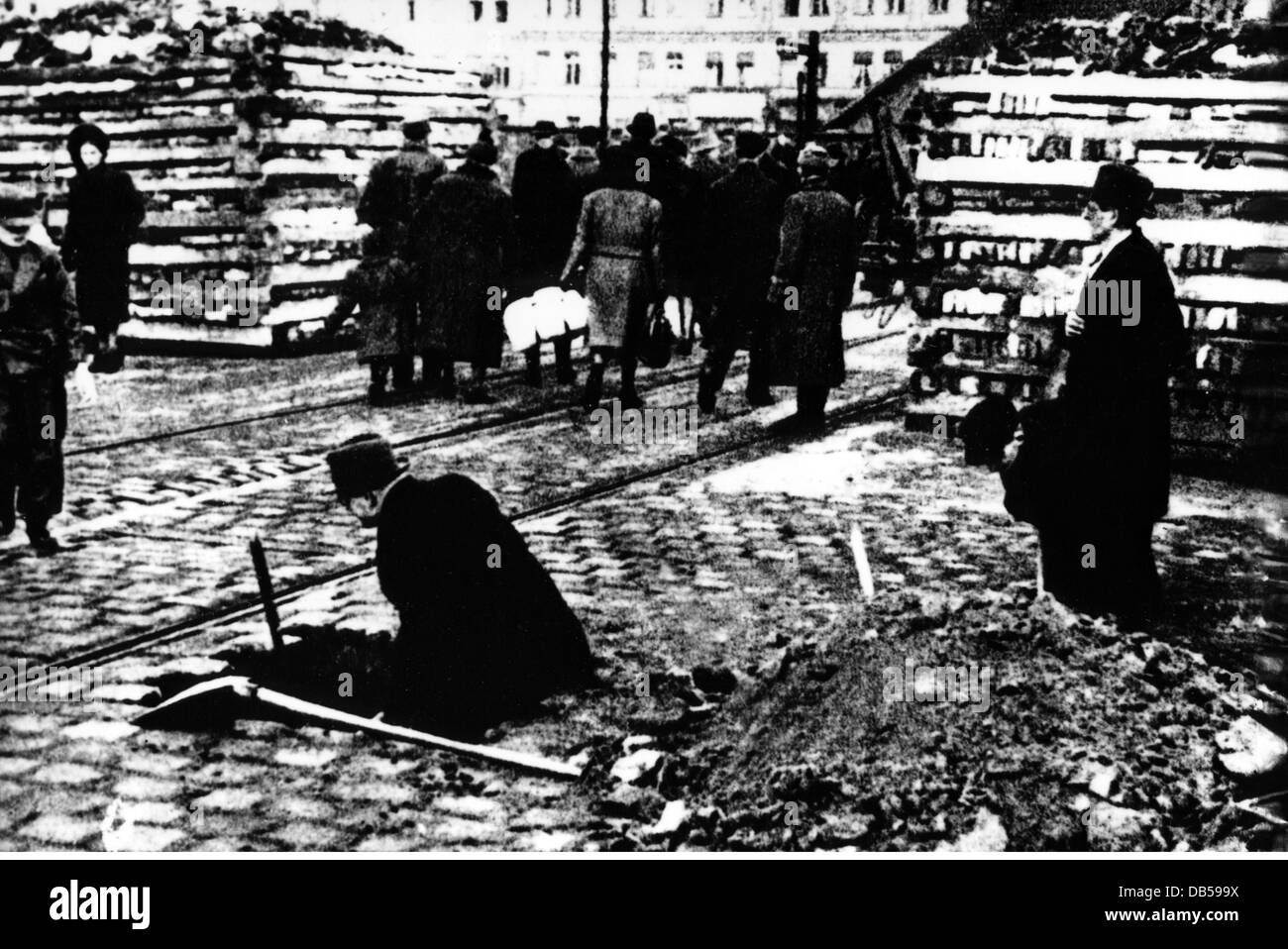 events, Second World War / WWII, Germany, barricade in a German town ...