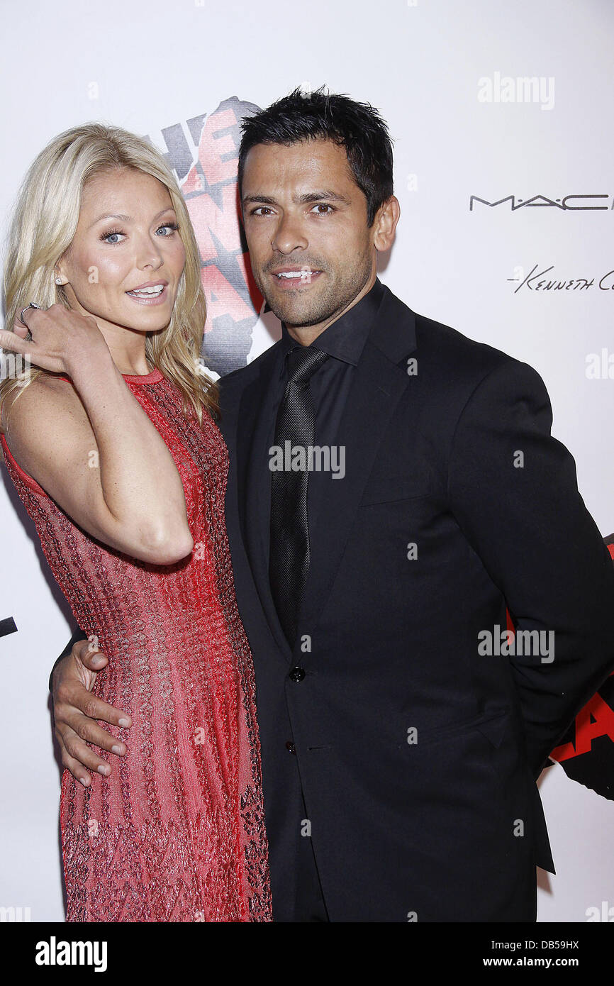 Kelly Ripa and Mark Consuelos Opening night of the Broadway production ...