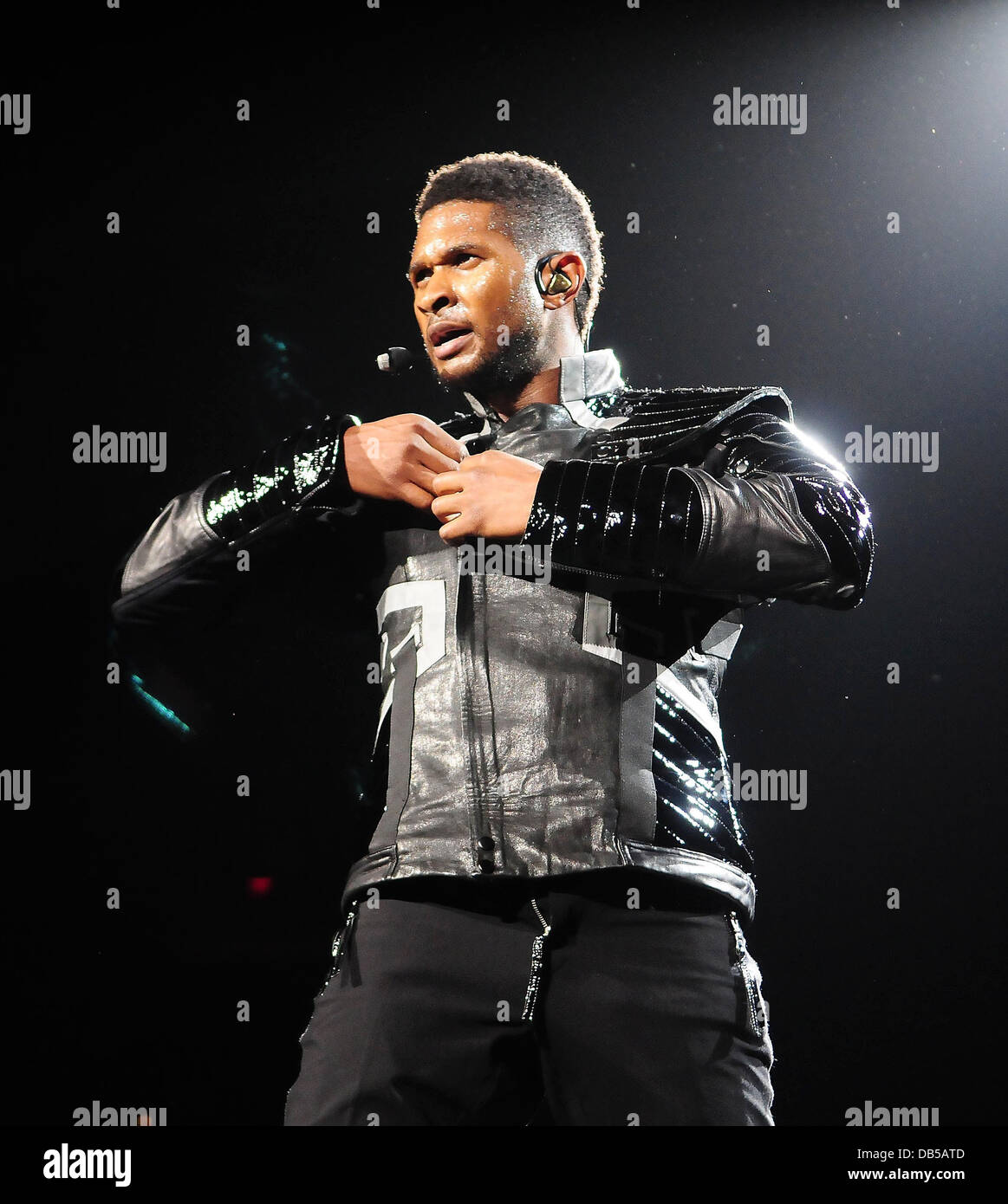 R&B artist Usher, performing on his 'OMG Tour' at BankAtlantic Center ...
