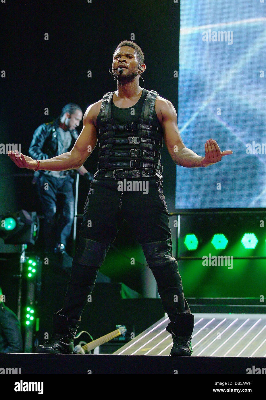 R&B artist Usher, performing on his 'OMG Tour' at BankAtlantic Center ...