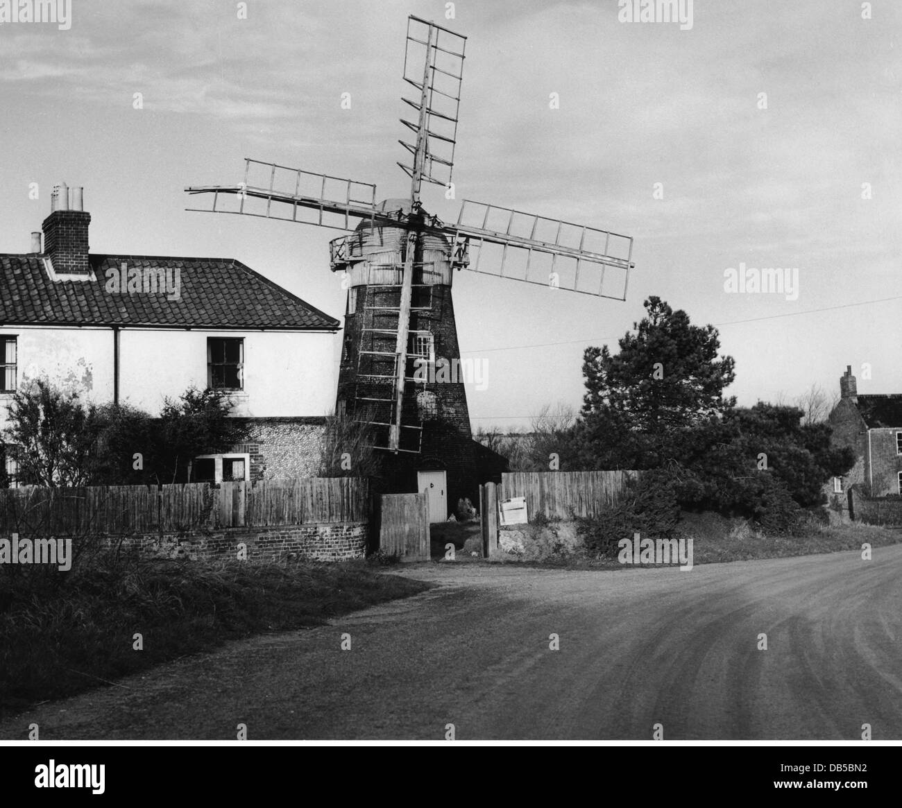 1960s mill hi-res stock photography and images - Alamy