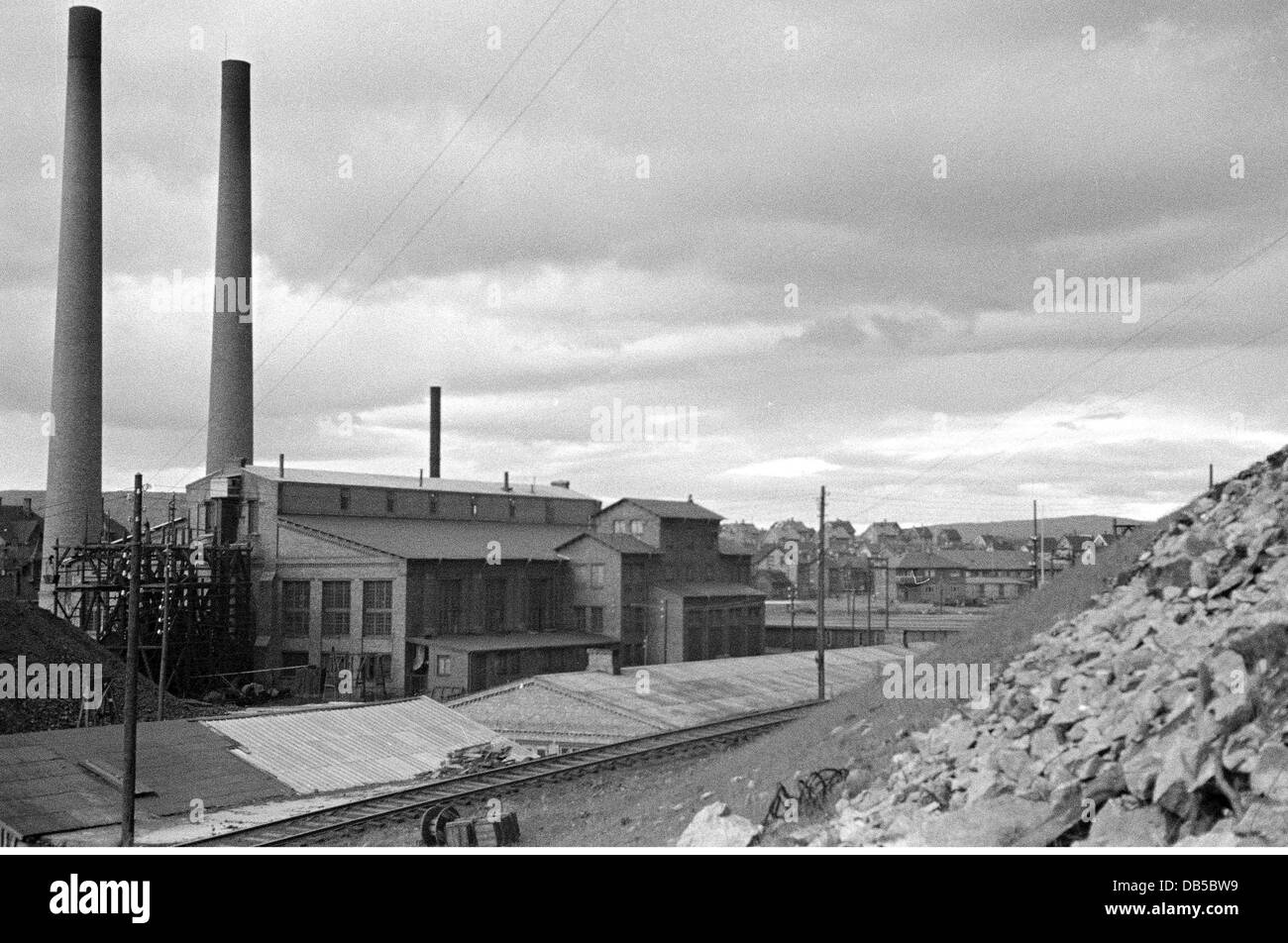 1940s factory hi-res stock photography and images - Alamy