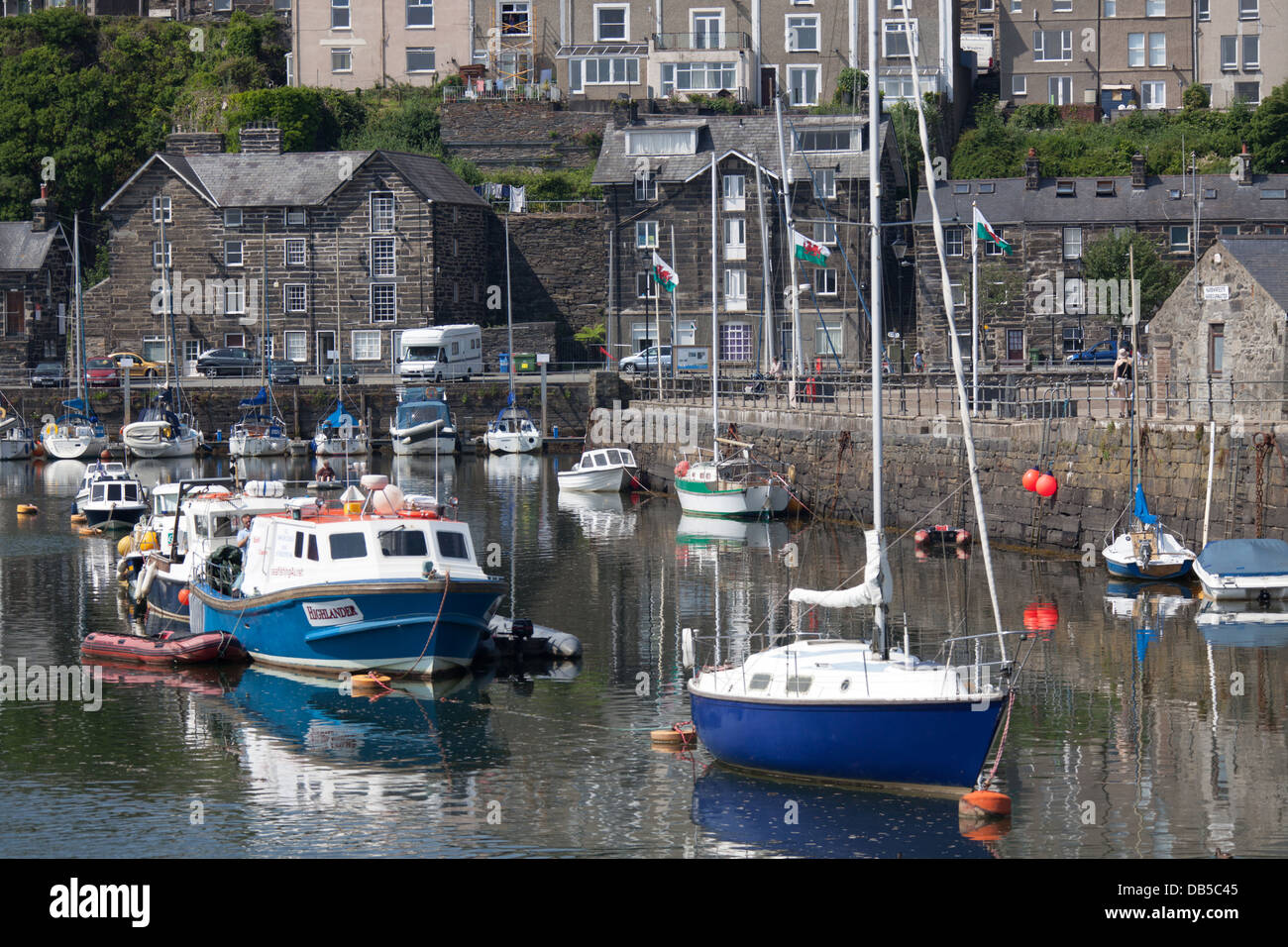 Porthmadog hi-res stock photography and images - Alamy