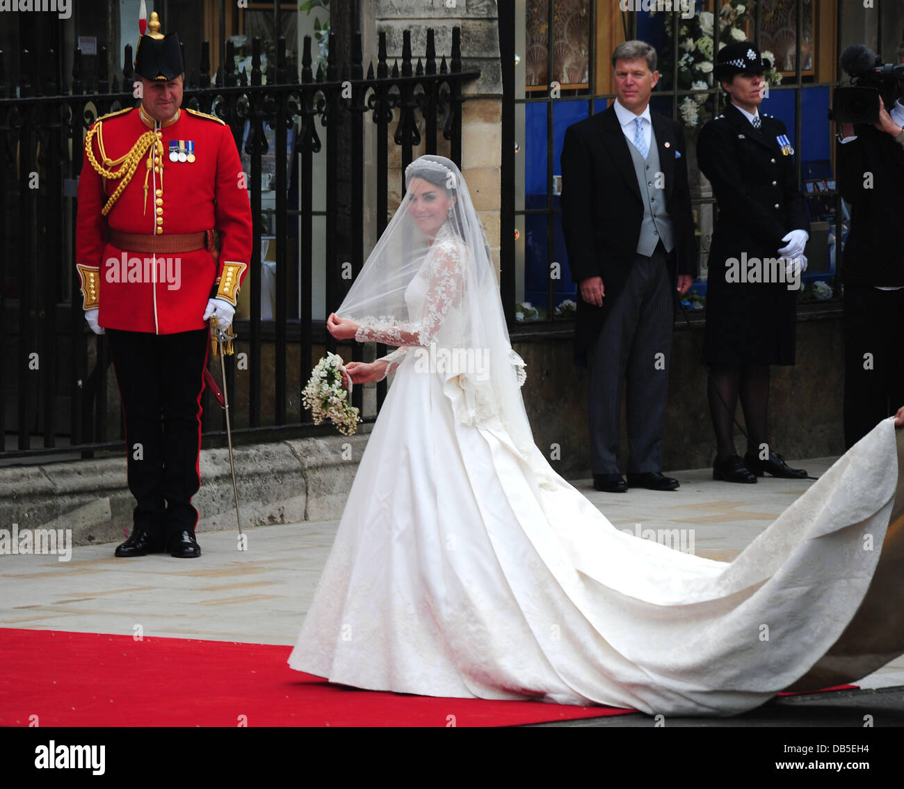 Catherine, Duchess of Cambridge aka Kate Middleton arriving with her ...