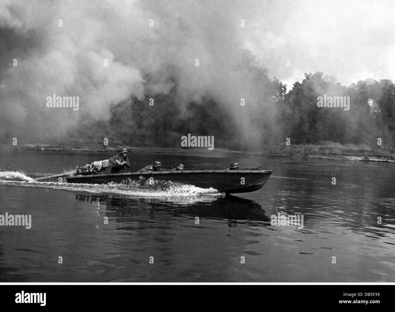 Nazism / National Socialism, military, Wehrmacht, army, German assault ...