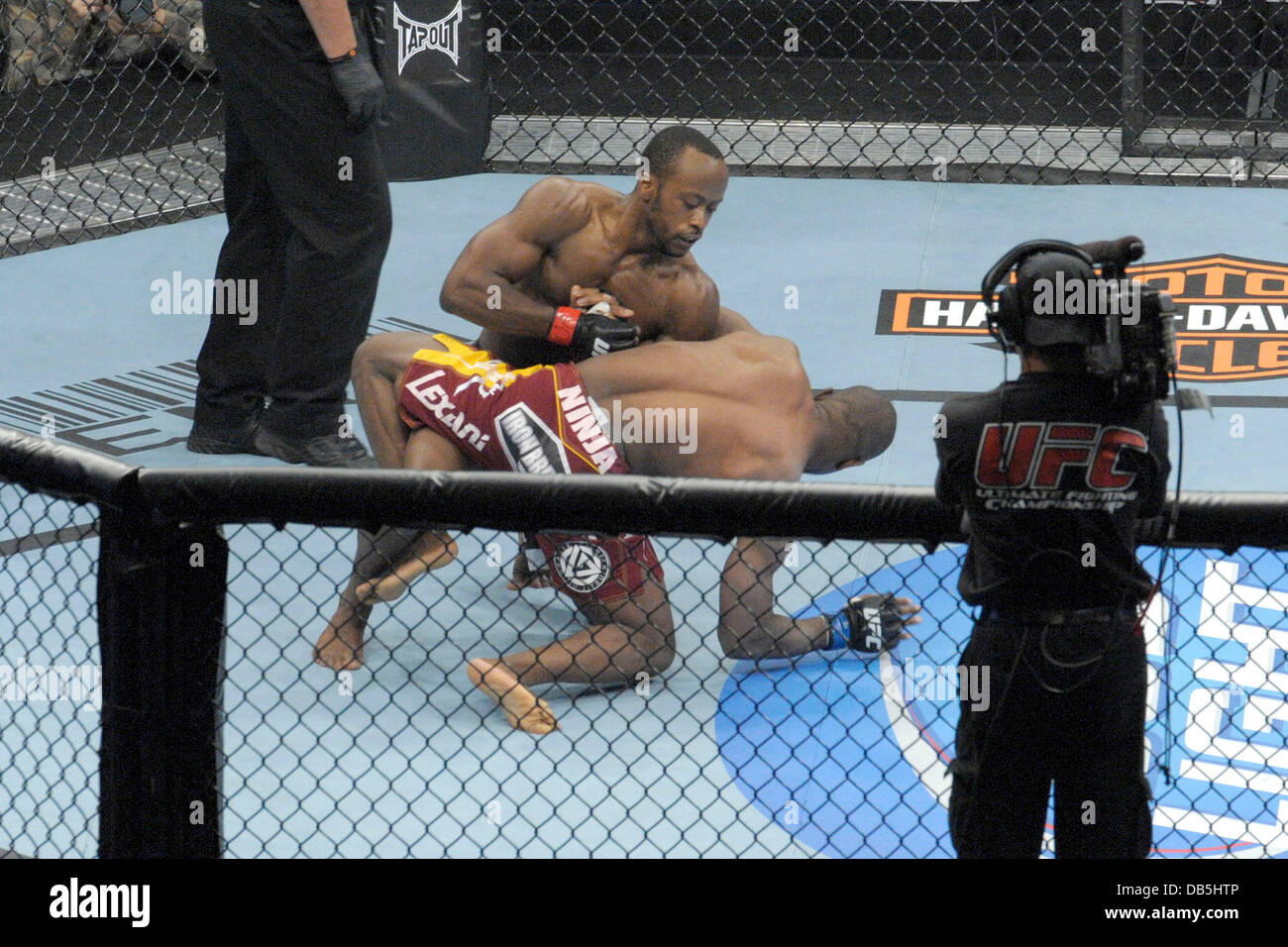 Daniel Robers vs Claude Patrick UFC 129 - Welterweight Bout held at ...