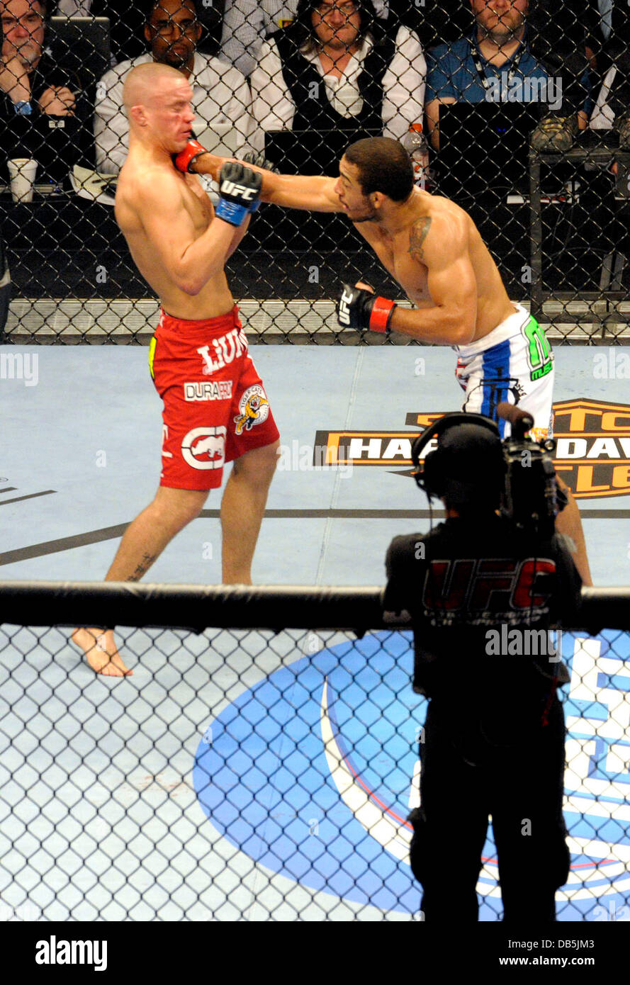 Mark hominick hi-res stock photography and images - Alamy