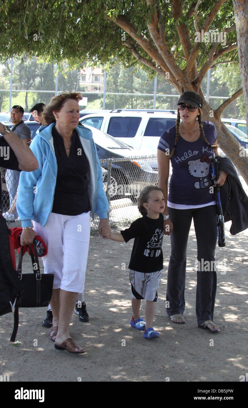 Victoria Prince with Jayden James Federline Britney Spears, Jason ...