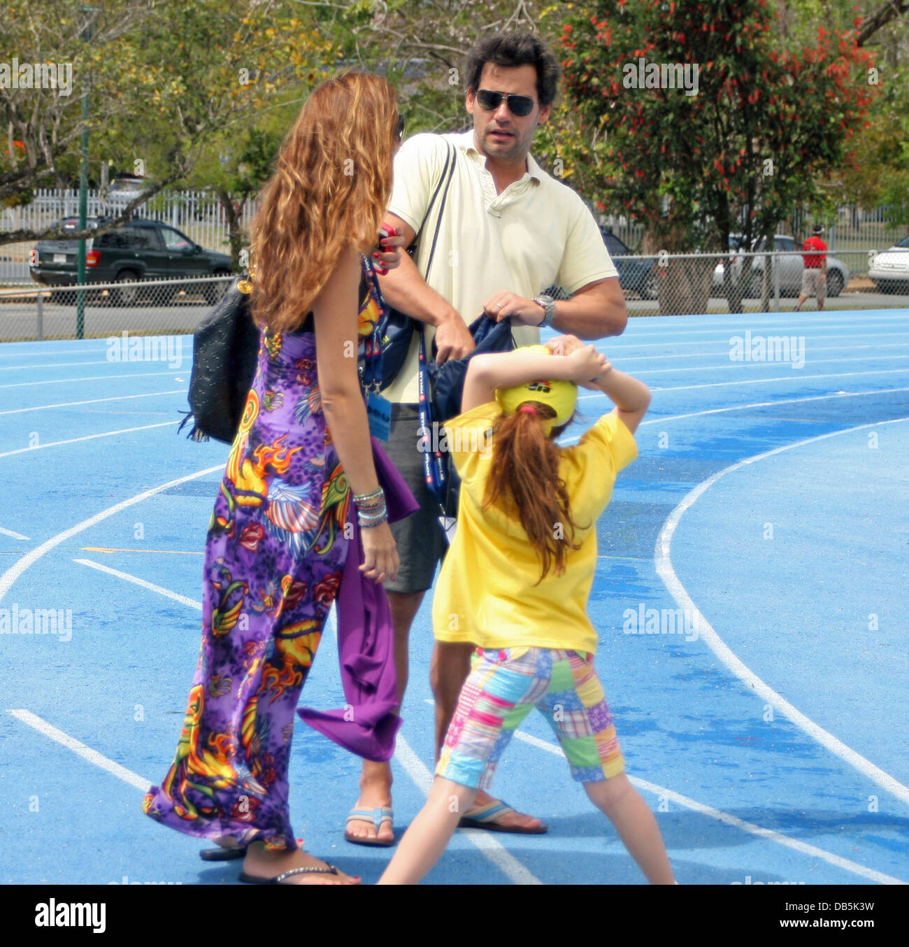 Cristian de la Fuente and his family The 2nd Annual Roselyn Sanchez ...