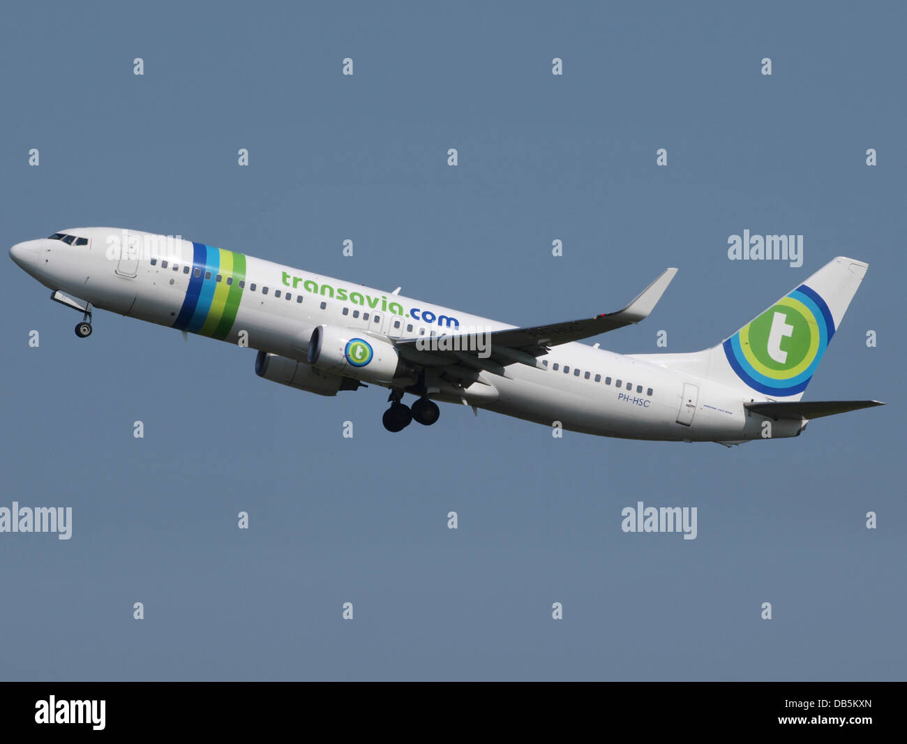 Boeing 737 cockpit transavia hi-res stock photography and images - Alamy