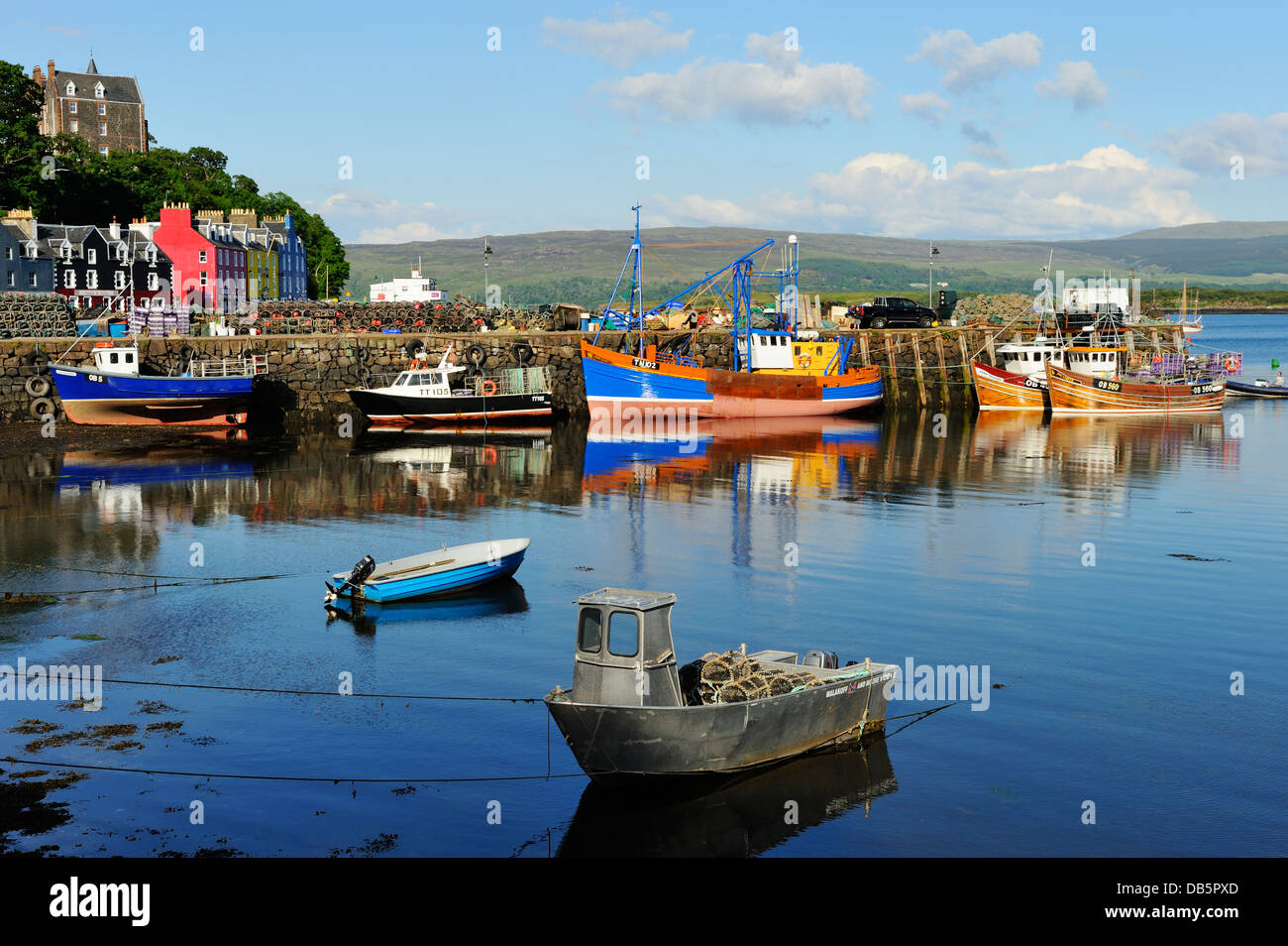 Colourful fishing boats in Tobermory harbour, Island of Mull, Scotland ... Colourful fishing boats in Tobermory harbour, Island of Mull, Scotland ...