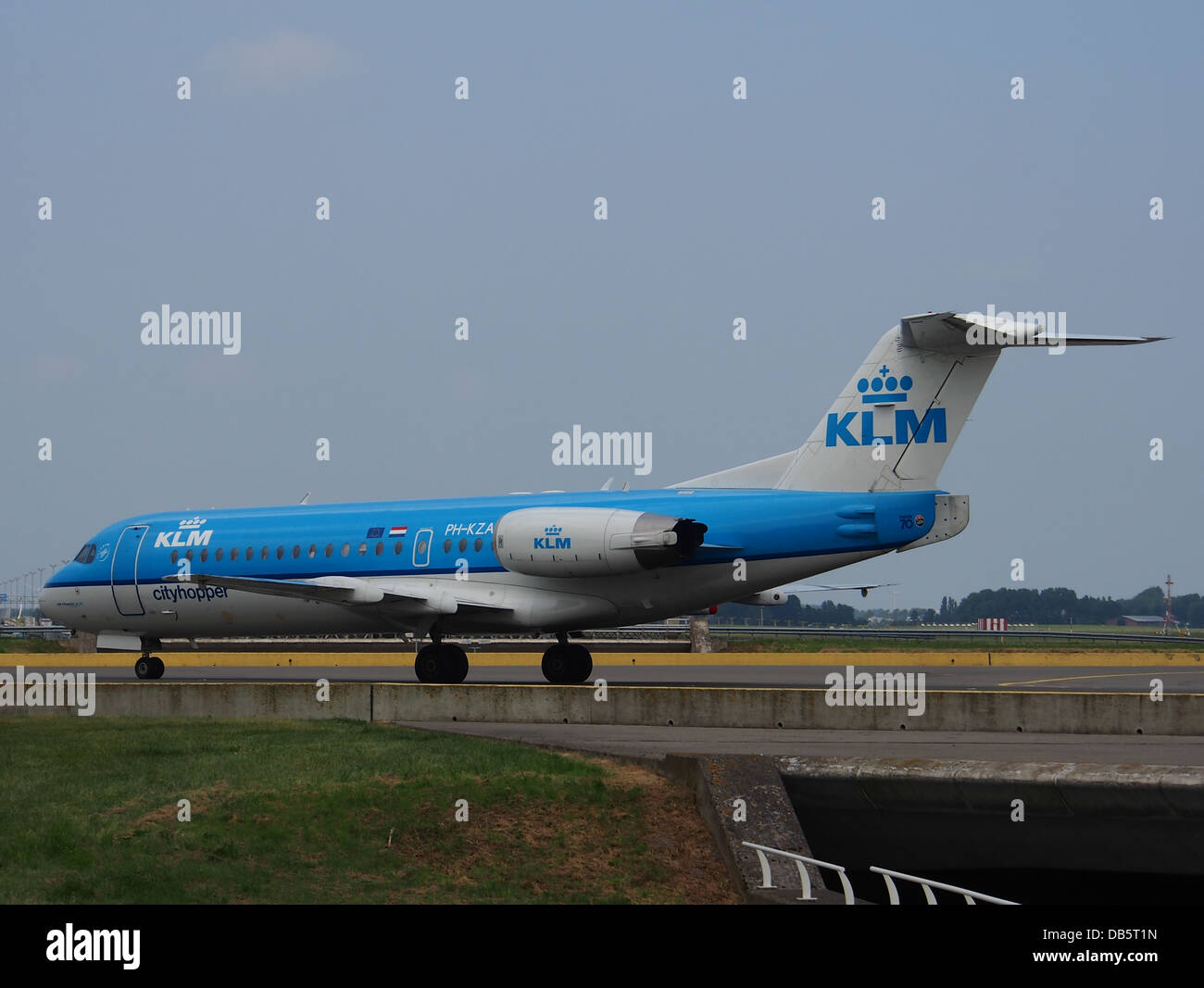 The KLM Cityhopper Fokker F70, registration PH-KZA, is an aircraft ...