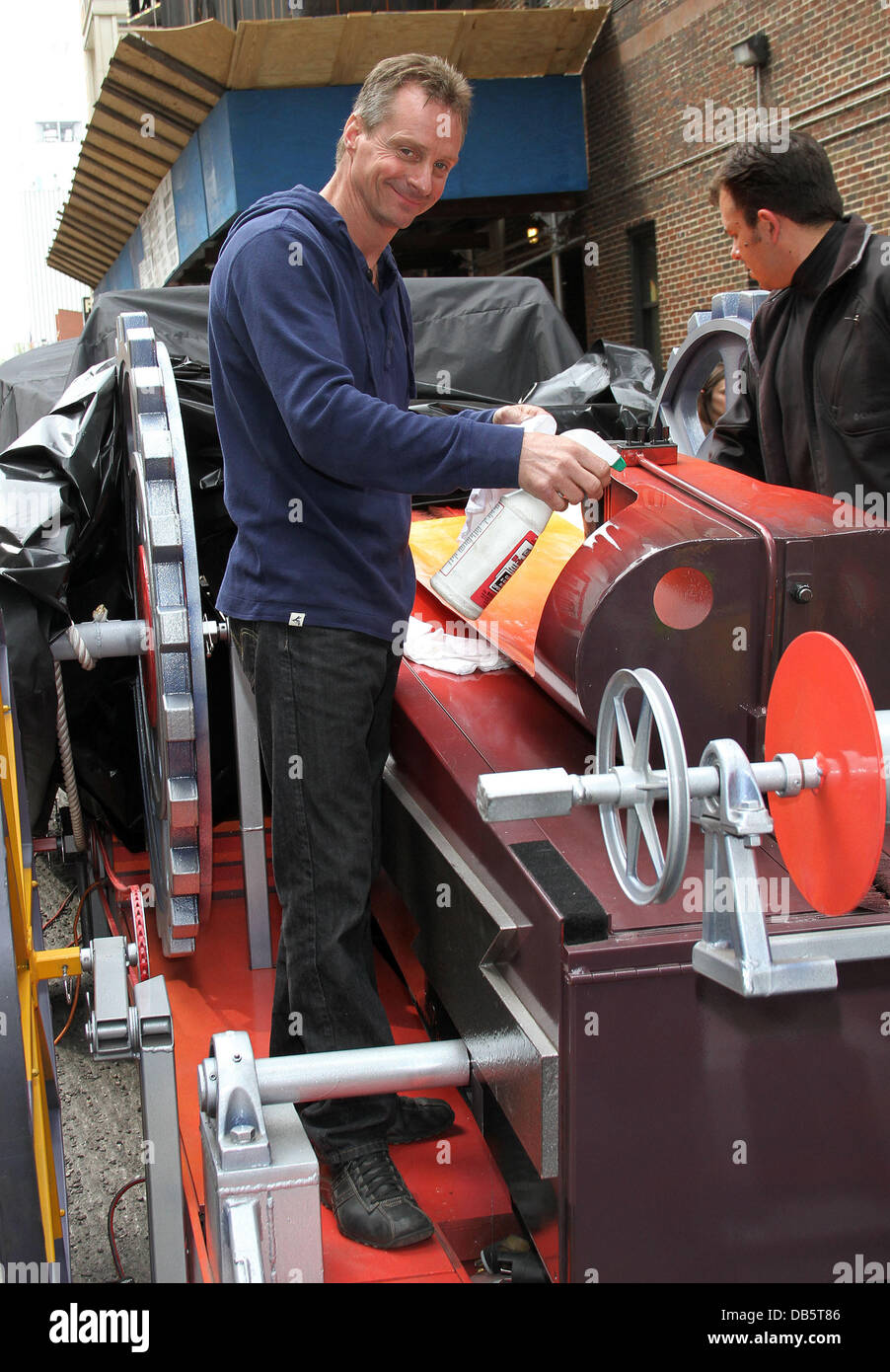 The Human Fuse, Brian Miser celebrities outside The Ed Sullivan Theater ...