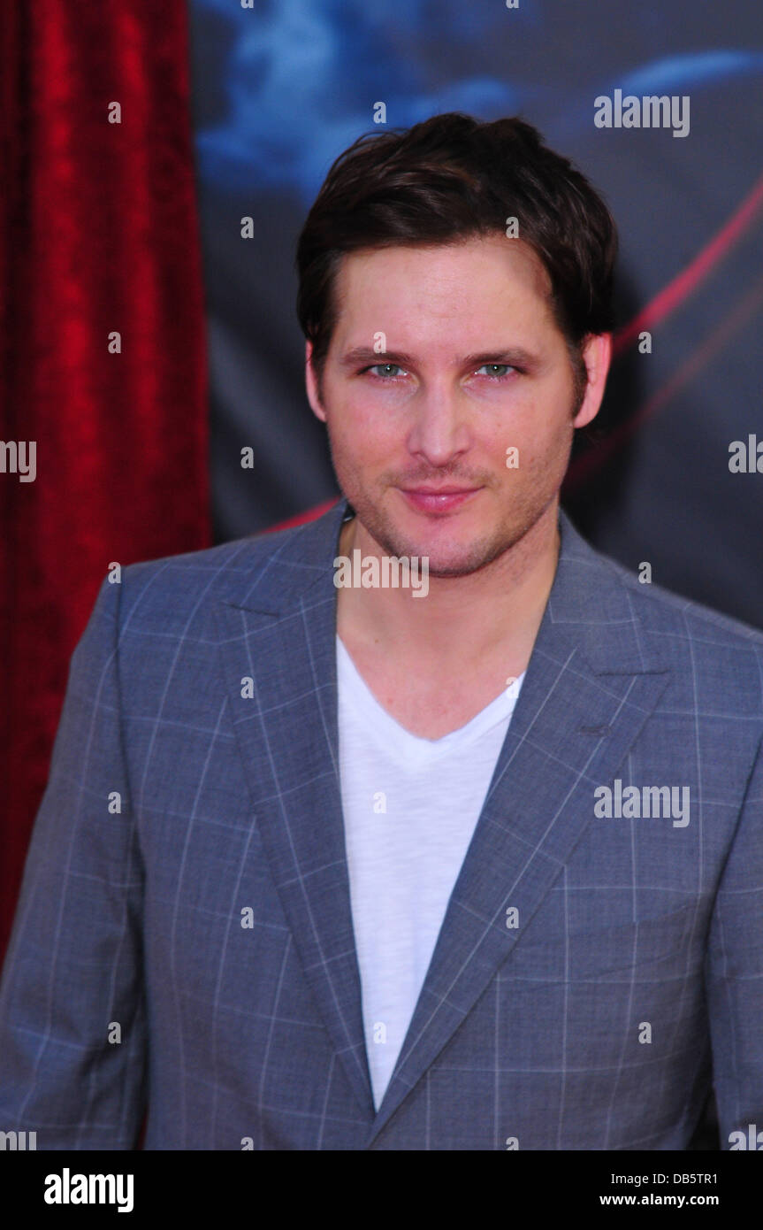 Peter facinelli los angeles premiere of hi-res stock photography and ...