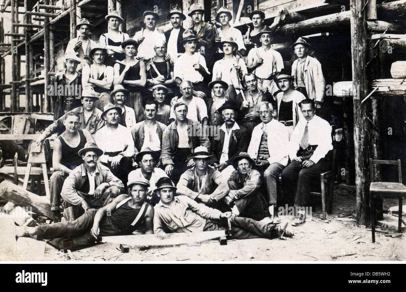 1920s Building Construction High Resolution Stock Photography and ...